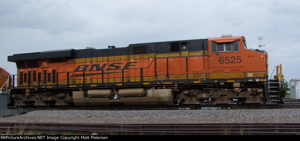 BNSF 6525